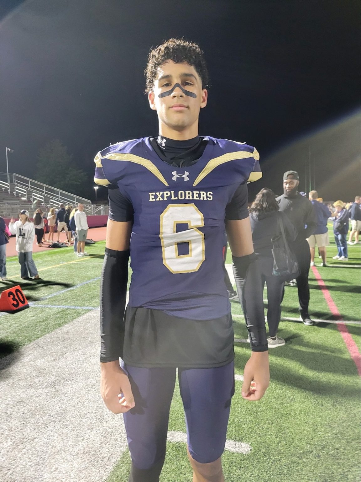 La Salle goes back to the playground and beats St. Joe’s Prep, 35-34 ...